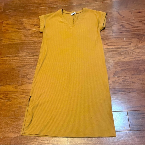 Free Assembly | Dresses | Free Assembly Womens Tan Ribbed Midi Short ...